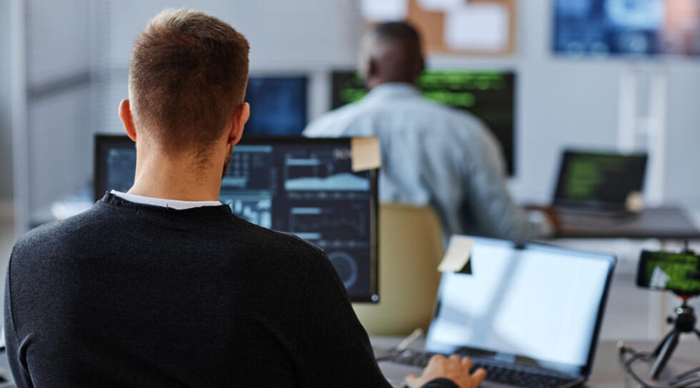 Supervision informatique : tout ce qu'il faut savoir